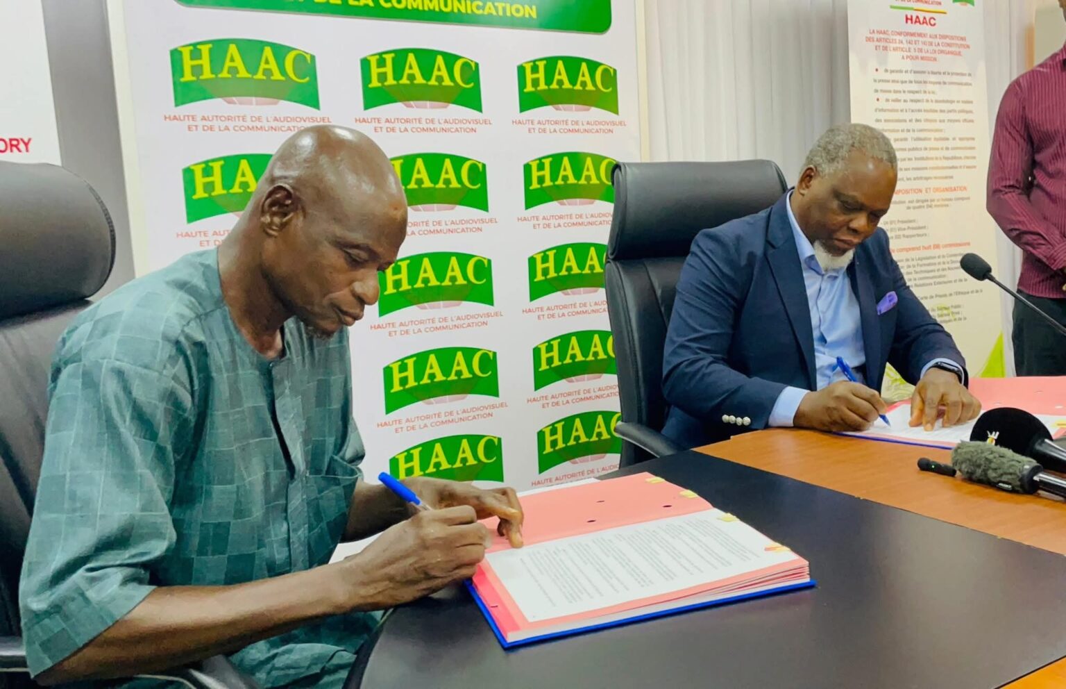 MÉDIAS AU BÉNIN : La Radio Kpably de Kérou renouvelle sa convention avec la Haac - L'œil du Benin